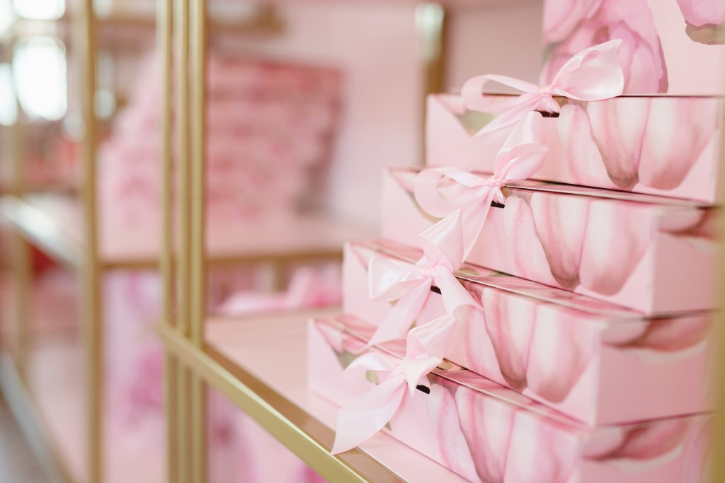 How to Manage Warehouse Inventory Efficiently | by Alexandra Nicole Nolan